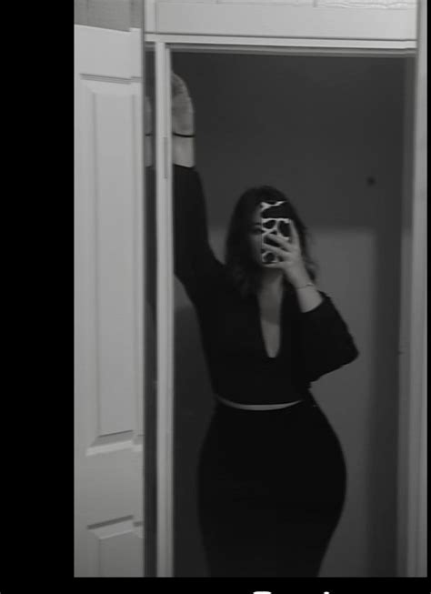Pin On Mirror Selfie