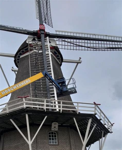 Verfbeurt Voor Molen De Zwaluw Hoogeveen Molenstichting Drenthe