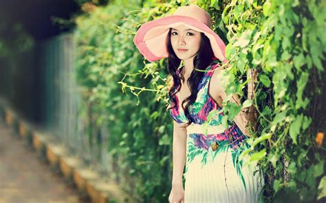 Wallpaper Women Model Long Hair Brunette Looking At Viewer Asian Hat Dress Green