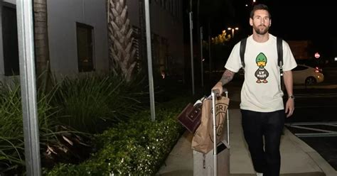 Lionel Messi llegó a Miami con una remera que causó furor en las redes