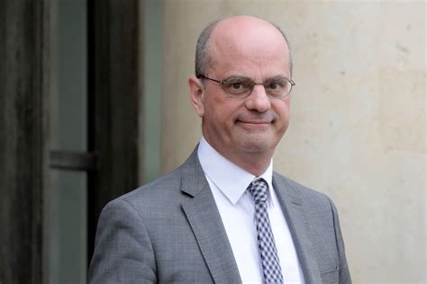 Jean Michel Blanquer Sa R Ponse Au Sujet Des Tenues Provocantes Des