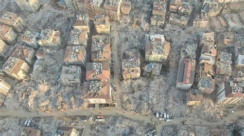 Deprem faciasını gözler önüne seren kareler Hatay havadan böyle