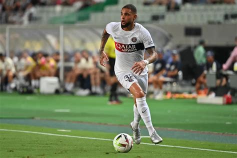 J ai des opportunités un peu partout Layvin Kurzawa s ouvre sur son