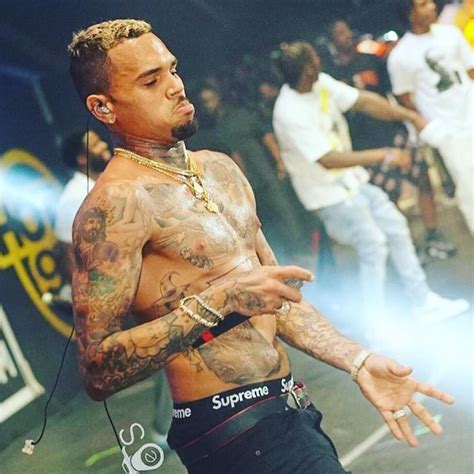 Pin On Chris Brown