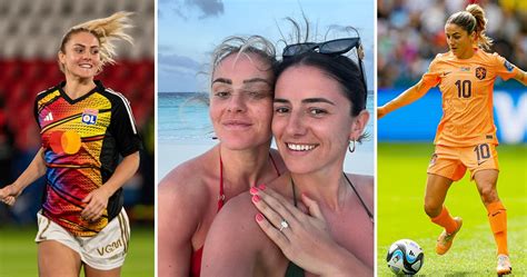 Danielle Van De Donk Ed Ellie Carpenter Si Sposano L Football