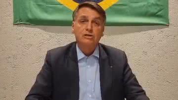 Bolsonaro faz procedimento estético de R 80 mil e vira piada Ficou joia