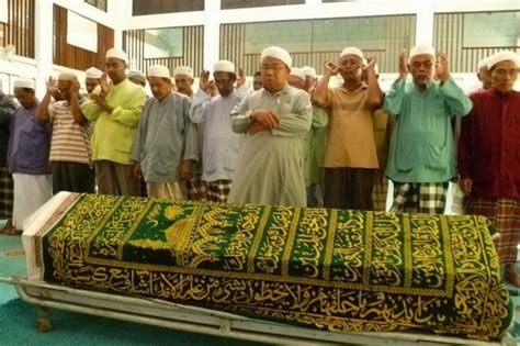 Doa Salat Jenazah Takbir Ke 3 Arab Latin Artinya Lengkap Niat Dan
