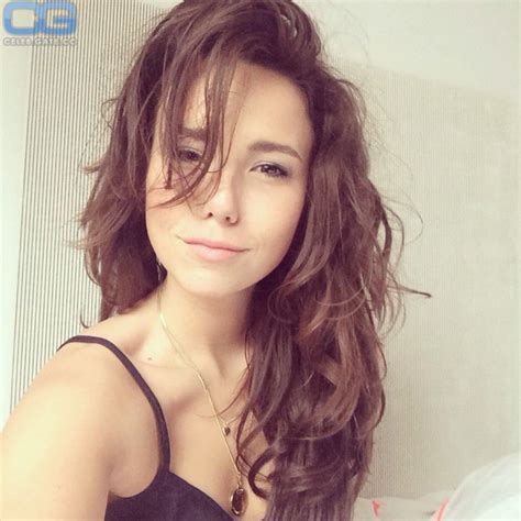 Gwen Van Poorten Nude Pictures Photos Playboy Naked Topless Fappening
