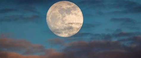 Súper Luna Llena Azul en Piscis Qué esperar de este fenómeno que