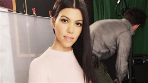 Kourtney Kardashian Komplett Nackt In Neuem KUWTK Teaser Promiflash De