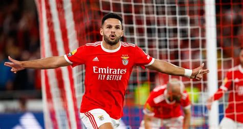 Mercato Gon Alo Ramos Signe Au Psg Officiel