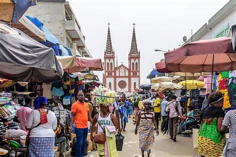 Découvrez les marchés de Lomé