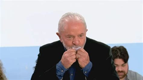 Lula vota em São Bernardo Alckmin e Haddad Diário do Poder