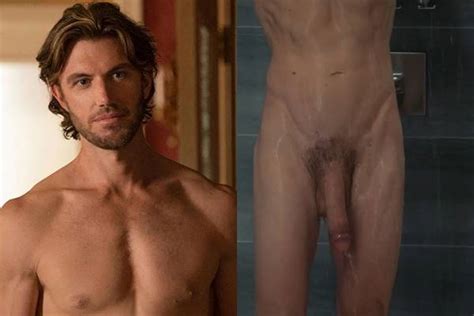 Ator Adam Demos pelado e exibindo a rola grande em série Todos