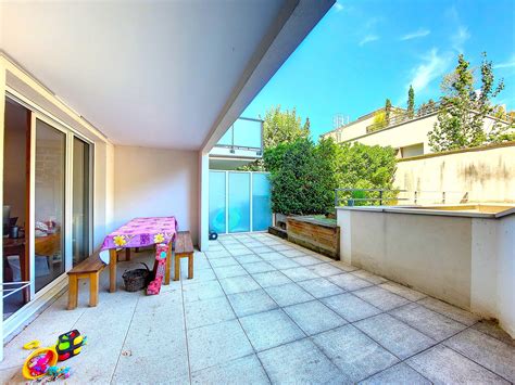 69003 LYON MONPLAISIR APPARTEMENT T3 REZ DE JARDIN 68m2
