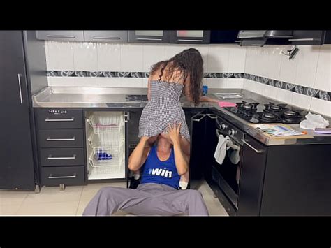 Plomero Muy Cachondo Se Folla A Una Ama De Casa Desesperada Xvideos