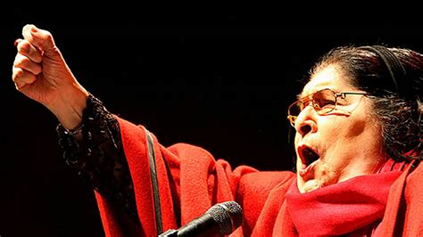 La Maza Mercedes Sosa Y Shakira YouTube