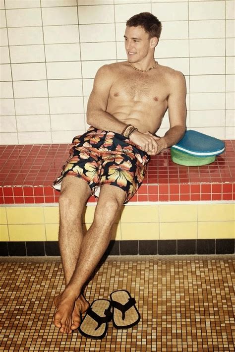 Os Mais Belos Jovens Em Fotos Sensuais Jovens Lindos Usando Shorts