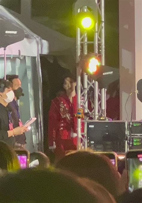 𝗵𝘄𝗮𝗻𝗴KO ft บชาjohnnyjsuhเปนพอพระในใจ on Twitter RT