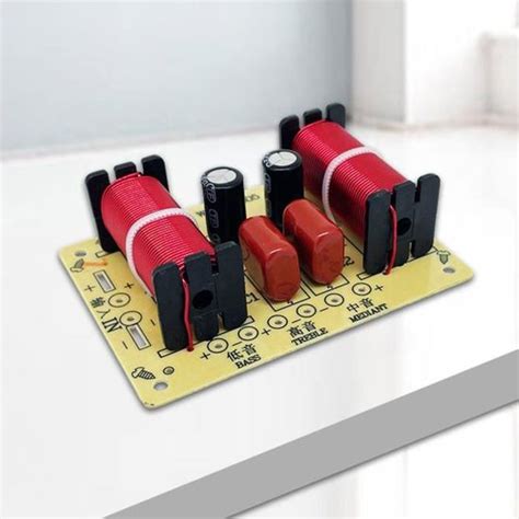 Diviseur de fréquence Audio pour haut parleur 150W 3 voies filtre