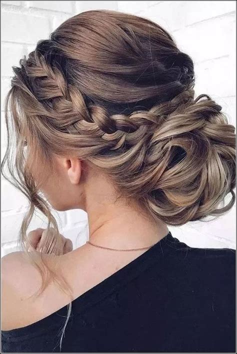 10 Pretty Easy Prom Hairstyles For Long Hair Pop Haircuts