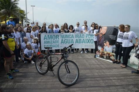 Protesto No Rio Lembra Anos Da Trag Dia Da Ciclovia Tim Maia Mundo