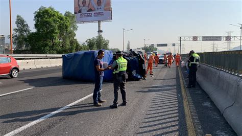 Volcadura en la autopista México Pachuca genera caos vehicular La