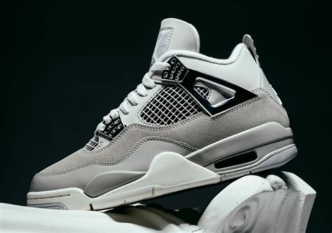 Jordan 4 Frozen Moments AQ9129 001 Store List SneakerNews