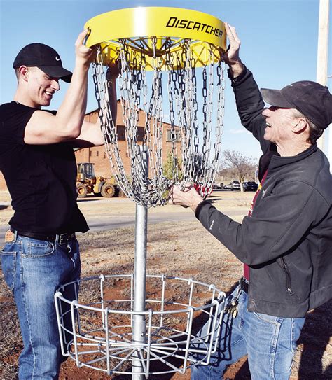 Disc Golf Course Showing Progress Clinton Daily News