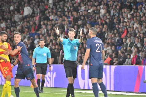Des arbitres français retenus pour les Jeux Olympiques 2024 et l Euro