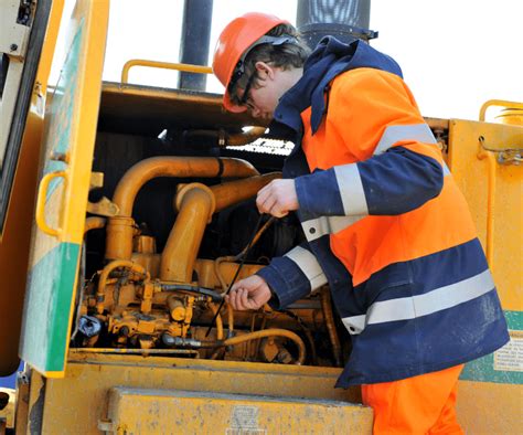 Mécanicien dengins fiche métier BTP La construction