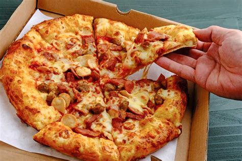 Meaty Cheese Crust Pizza Sabat Batteries