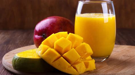 Así es el oro amarillo el zumo de frutas lleno de colágeno que