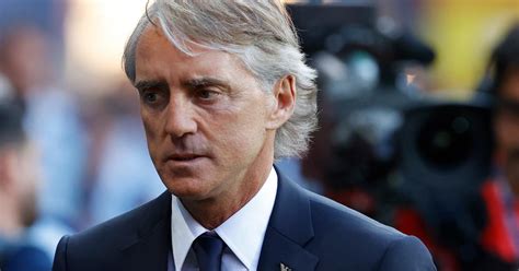 la presse italienne ne digère pas le départ de Roberto Mancini Crumpe