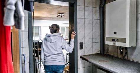 Testaankoop Kwart Van Belgen Heeft Aan Einde Van Maand Geen Cent Meer