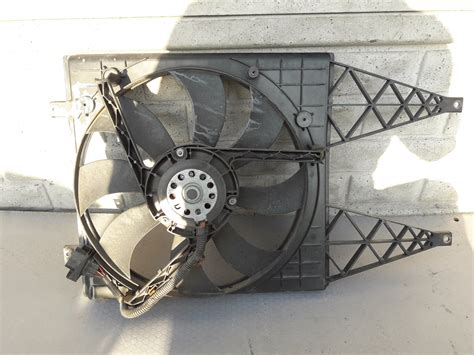 VW SKODA SEAT AUDI 6Q WENTYLATOR CHŁODNICY 1 2 1 6Q0121207 za 100 zł z