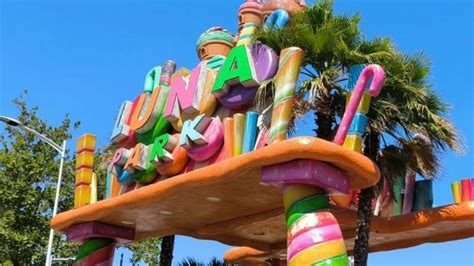 Deux jours après un accident mortel le Luna Park du Cap d Agde rouvre