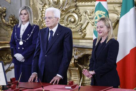 Giorgia Meloni ha giurato è il primo capo di governo della storia