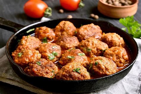 Cómo hacer albóndigas con carne molida de pollo Receta especial de