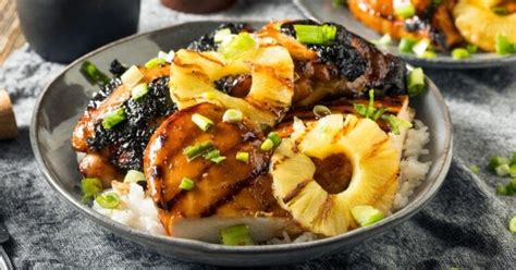 17 Best Pineapple Cocktails Insanely Good