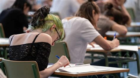 Buscas un nuevo futuro profesional Estas son las carreras con más