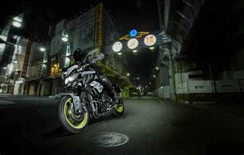 Обои dark side Yamaha moto japan night naked 2016 на телефон и