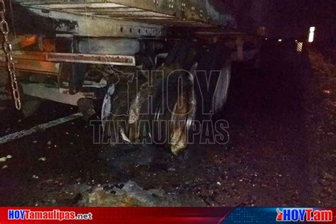 Hoy Tamaulipas Casi Se Incendia Camion Cargado Con Telas En Tampico