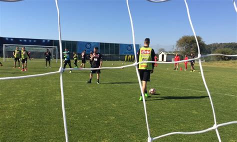Napoli Il Report Dell Allenamento Pomeridiano Differenziato Per Reina