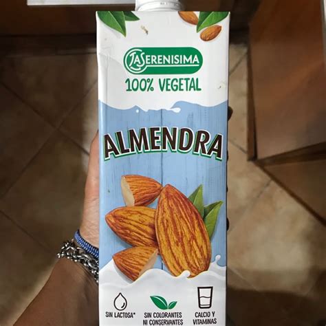 La Serenísima Leche de Almendras Vegetal Review abillion