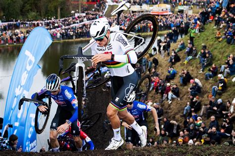 Cyclo cross Van der Poel intraitable à Hulst