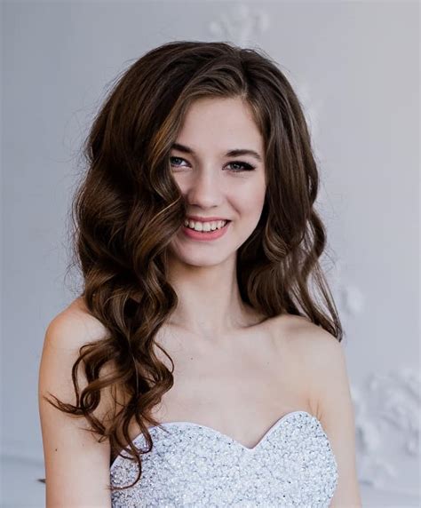 Quinceanera Hairstyles With Bump And Curls