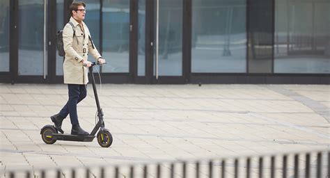 La nueva normativa de la DGT prohíbe la circulación de patinetes