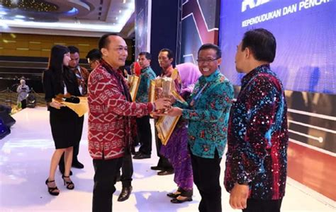 Disdukcapil Kota Magelang Raih DUKCAPIL BISA Disdukcapil