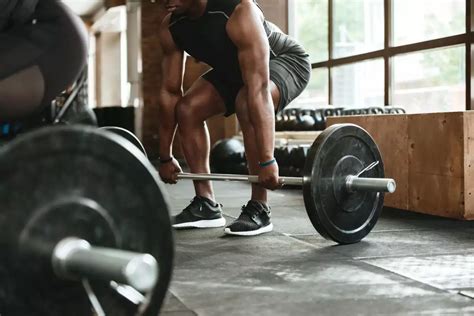 Trening siłowy zasady efekty i ćwiczenia Blog Sport Shop